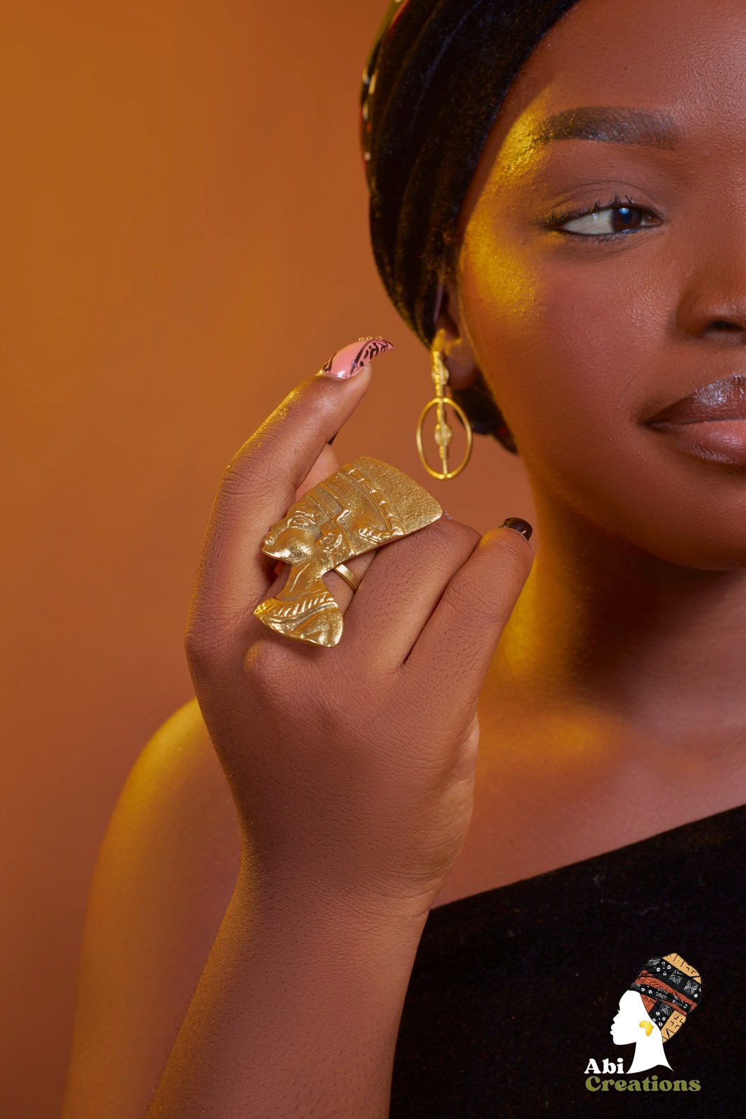 Bronze ring “Big Nefertiti” by abi-creations - Rings - ANKA