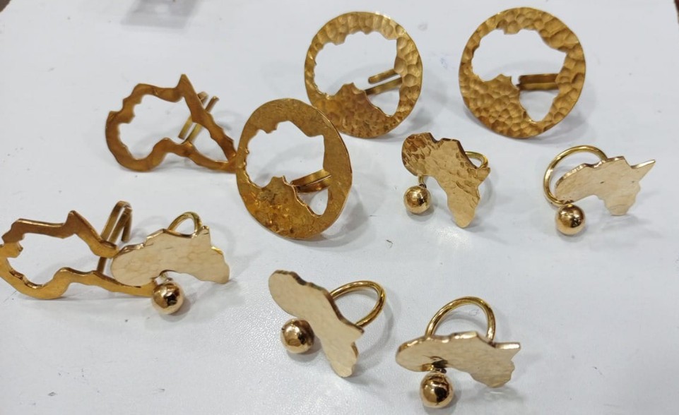 Handmade rings/ African jewelry/ wholesale rings by vianafrique - Rings ...