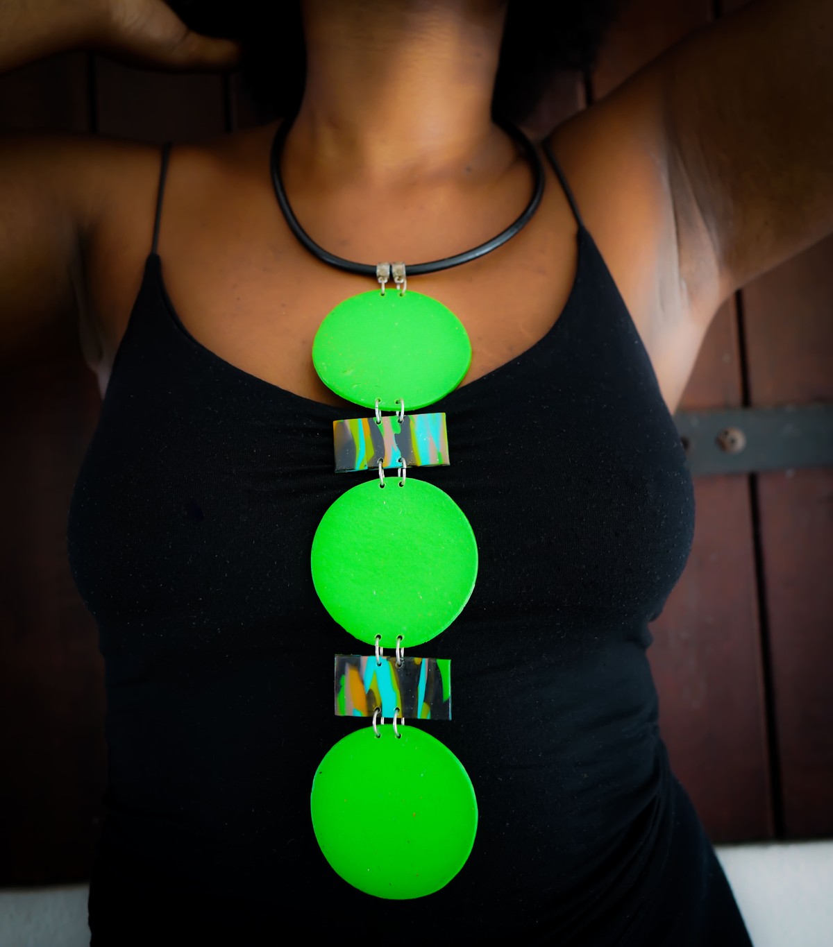 LIMITLESS19-01: LONG ETHNIC GREEN PLUNGE NECKLACE (WITHOUT BO!) WITH LE ...