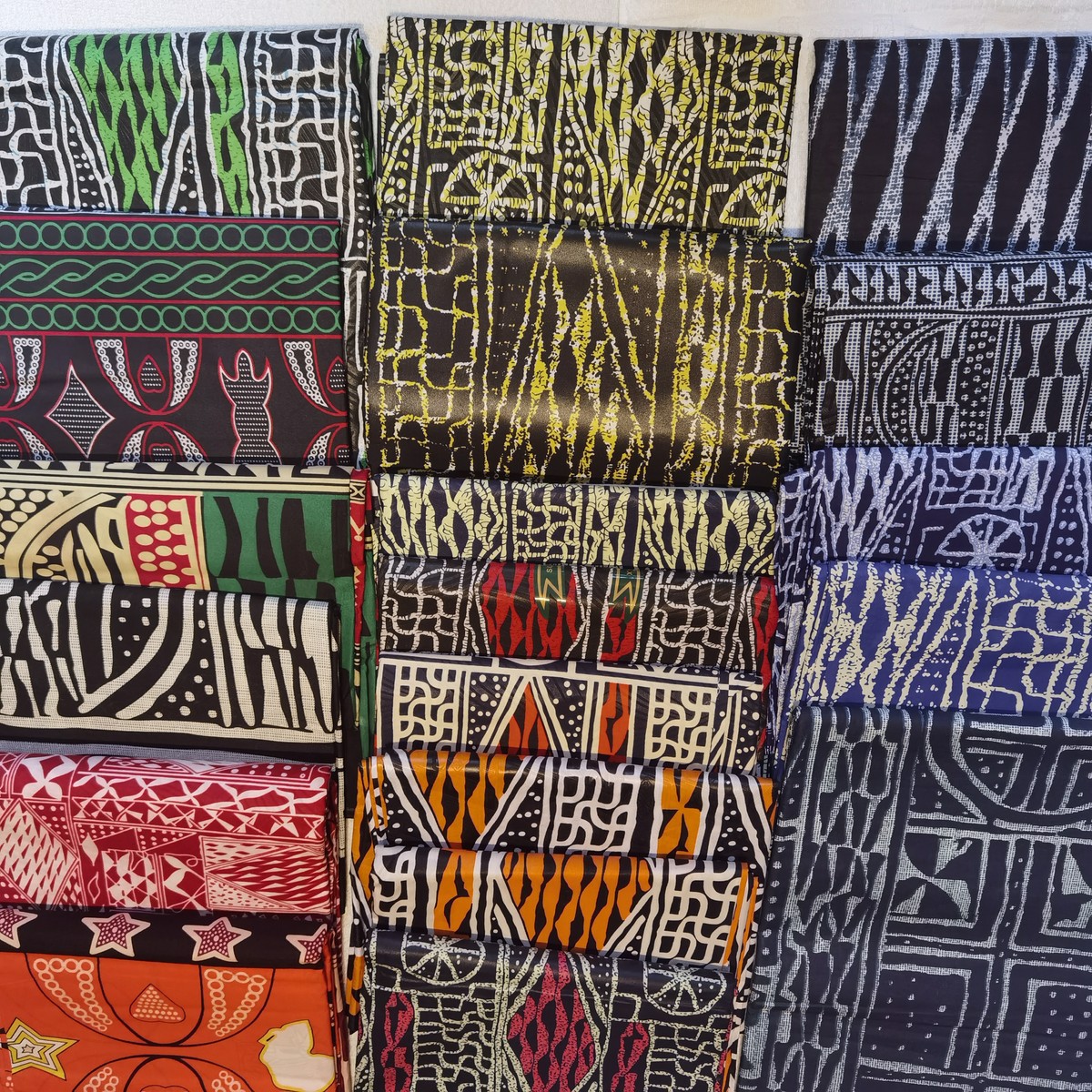 Tissu pagne Ndop rouge Cameroun en coton léger 2 yards by djankawax - N ...