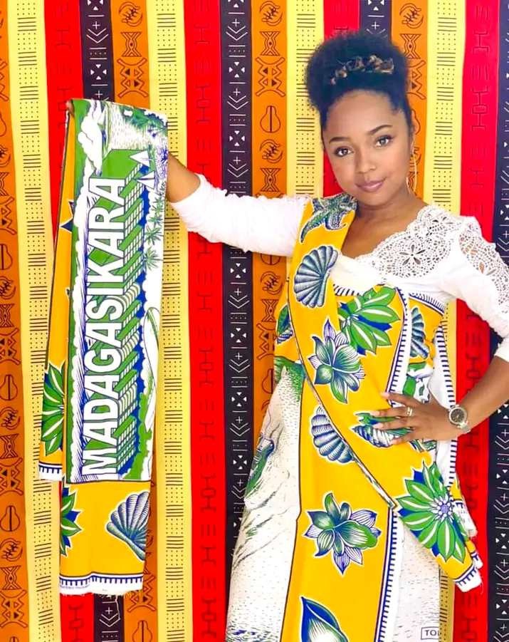 Traditional loincloth set LAMBAOINE/Madagascar by madatsarts-france - T ...