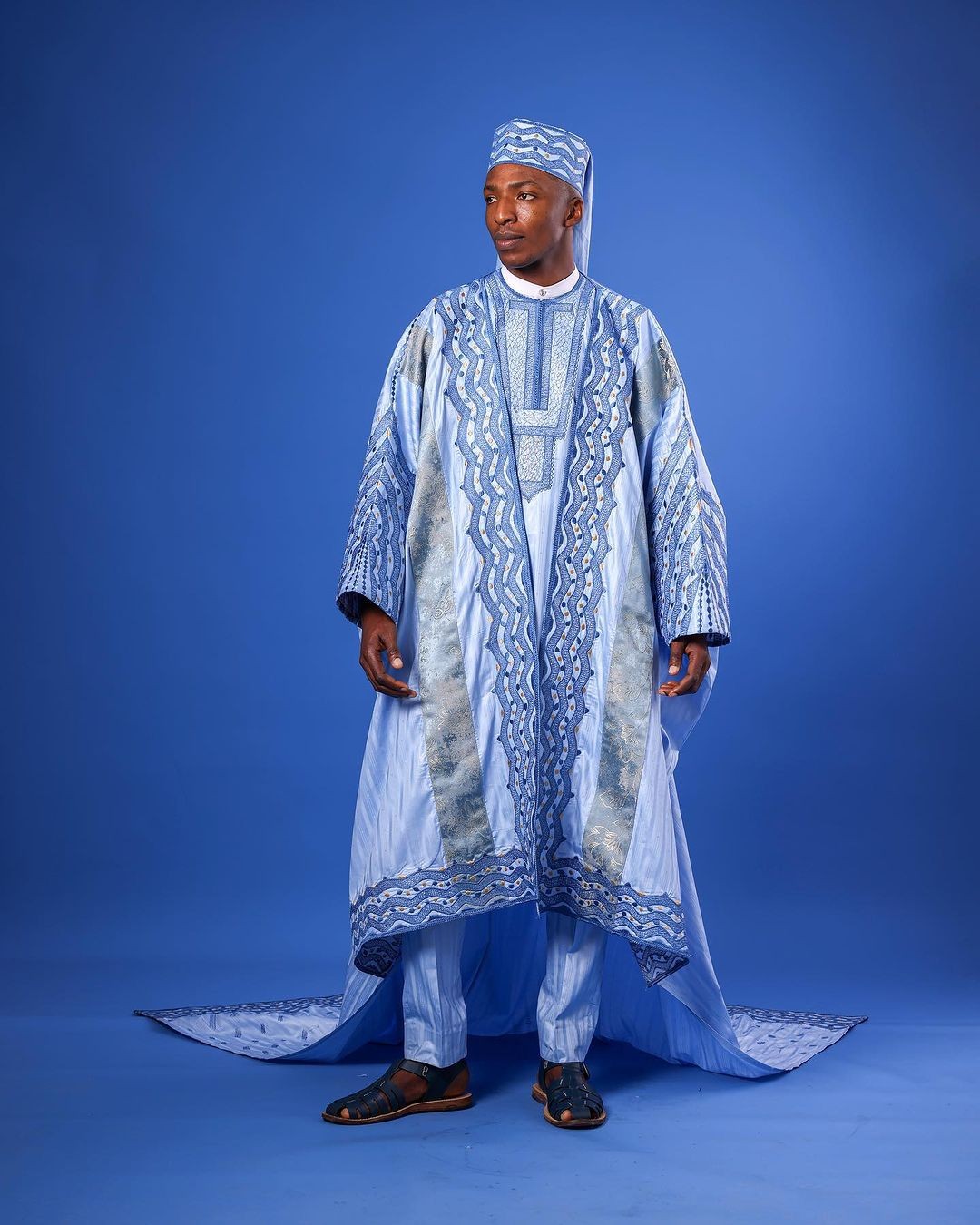 A Skye Blue, “Mansa” Spiral And Basket, Front Cut Tail Embroidery Tagb ...