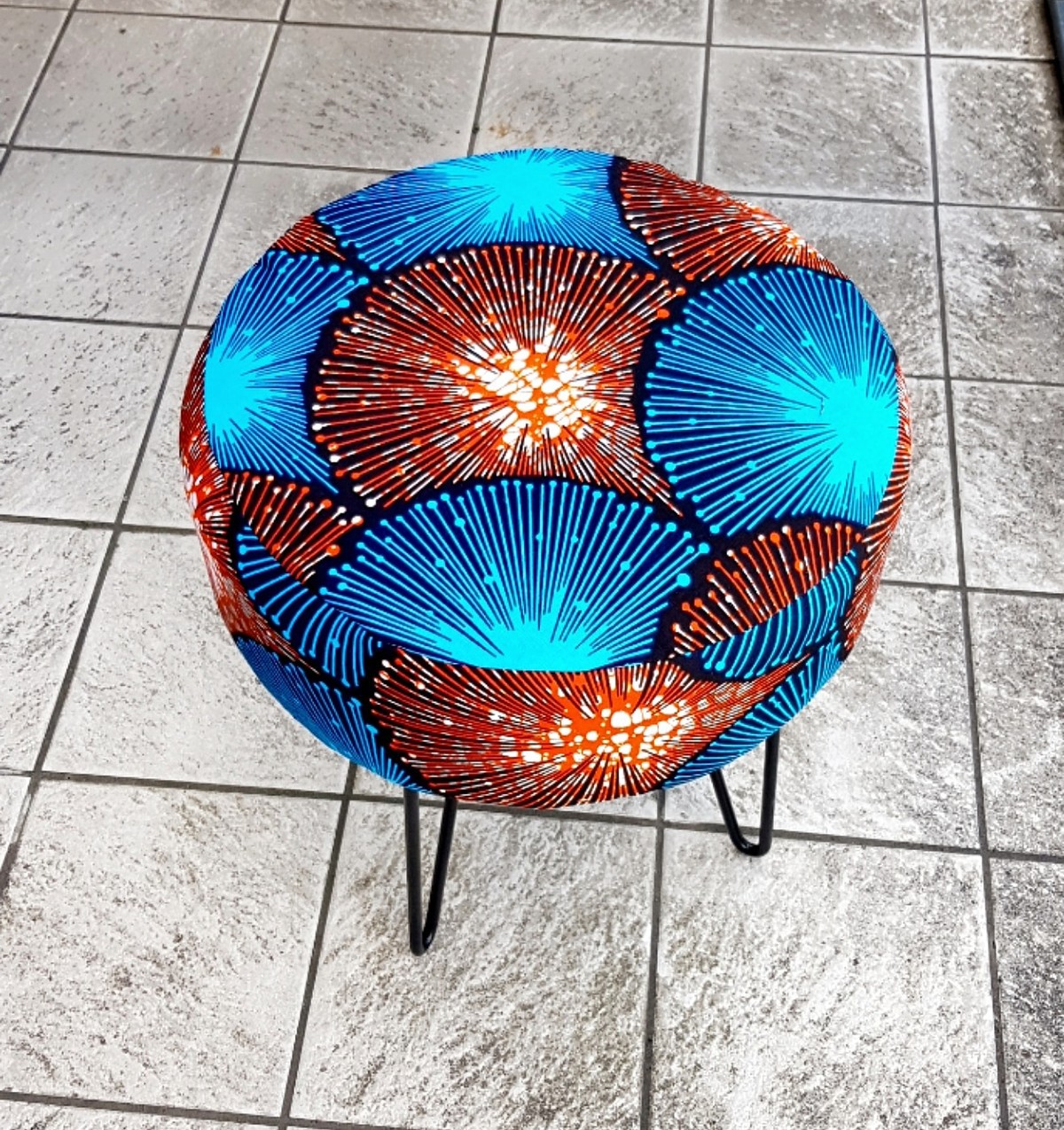 Wax stool by kaarta - Seats, chairs - ANKA